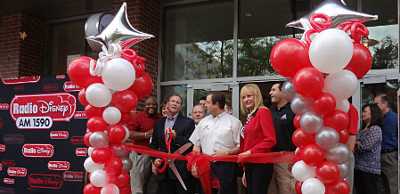 Comcast celebrates grand opening of XFINITY Customer Service Center in ...
