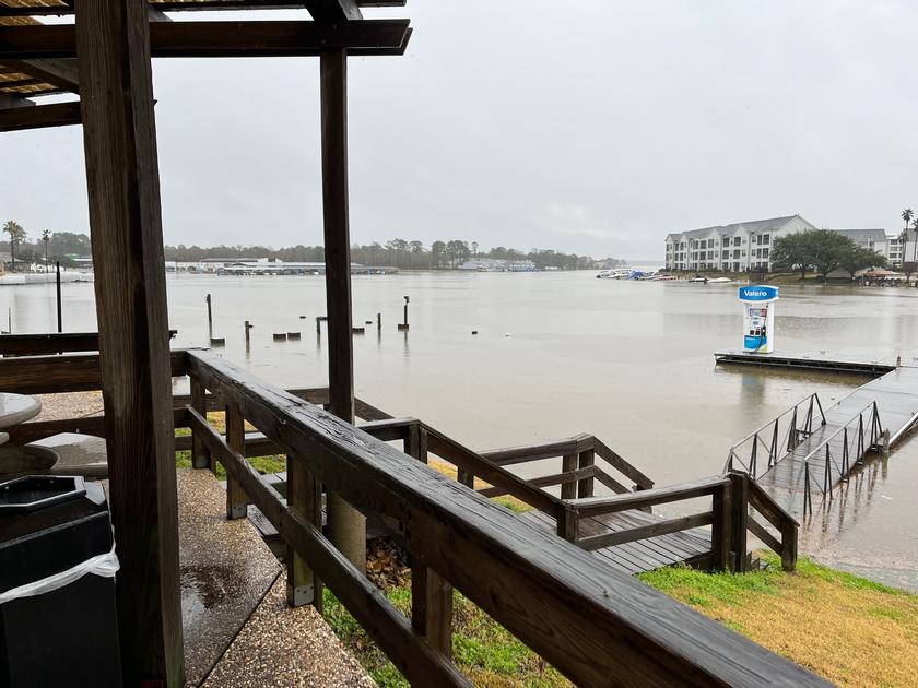 Lake Conroe Closed: Level Continues to Rise - UPDATE Photos The ...