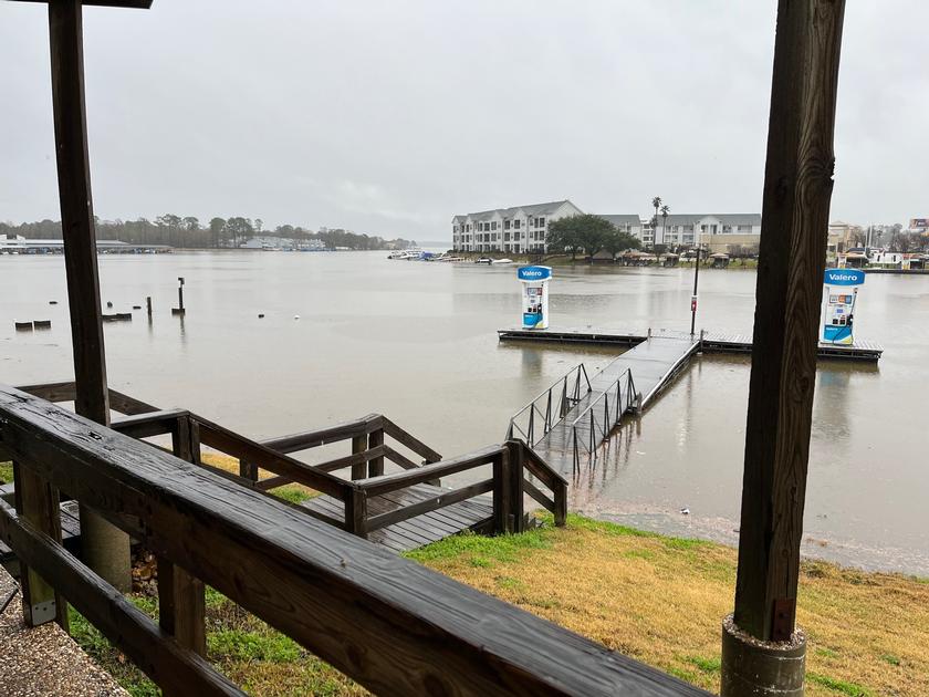 Lake Conroe Closed: Level Continues to Rise - UPDATE Photos The ...